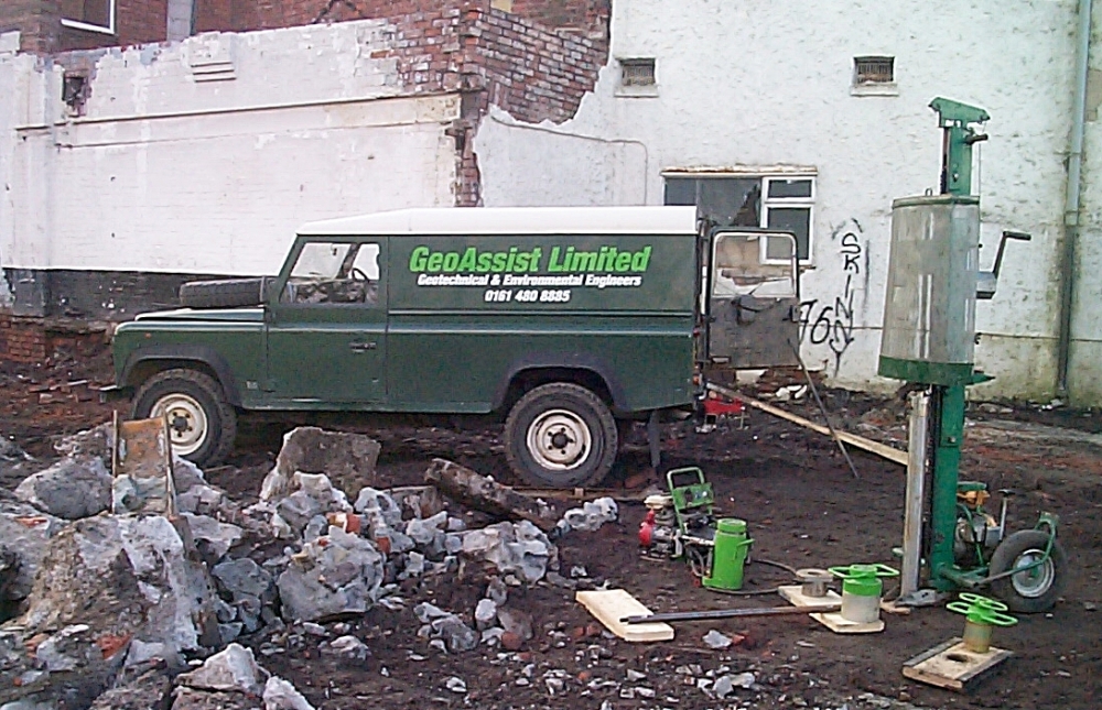 Photo of GeoTool Window Sample Rig | GeoAssist Ltd.